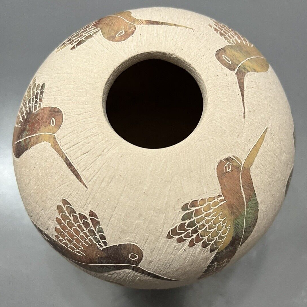 Mata Ortiz Pottery Armida Corona Vase Olla Hummingbird Sgraffito Art ...