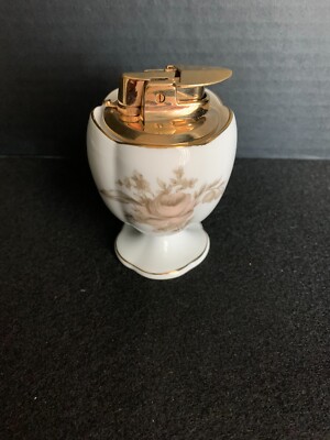 VINTAGE RONSON PORCELAIN ''COLONIAL ROSE'' VARAFLAME TABLE CIGARETTE ...