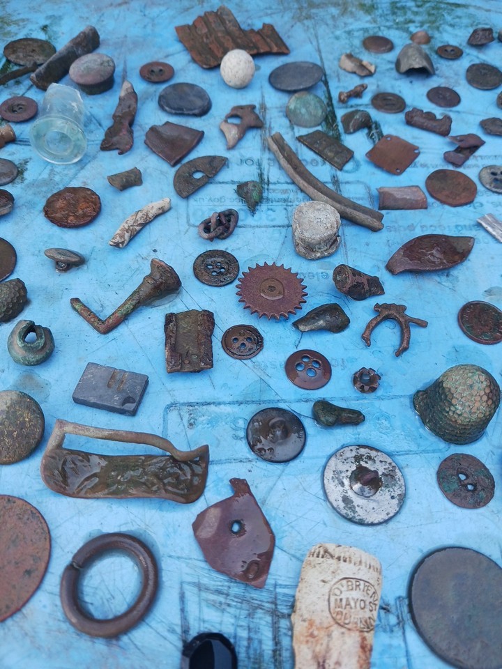 Metal Detecting Finds Coins Buttons Ect | eBay UK