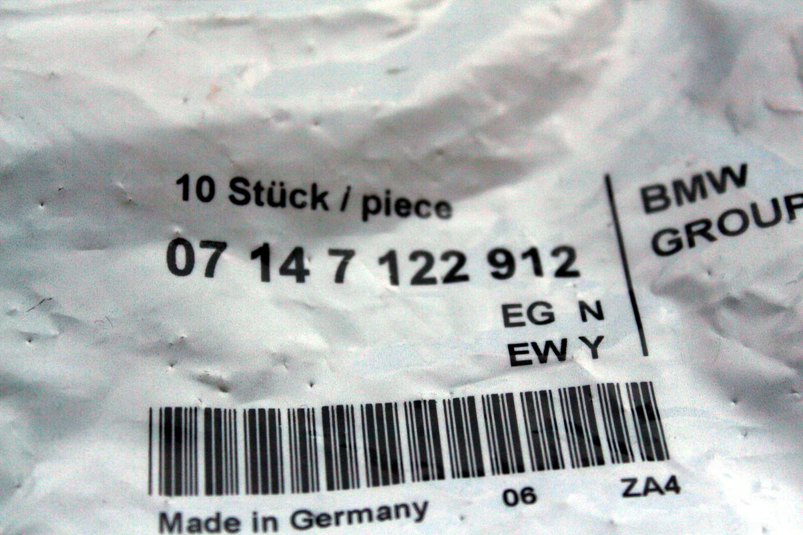 BMW Wheel Arch Liner Side Skirt Mounting Nut 7122912 07147122912 ...