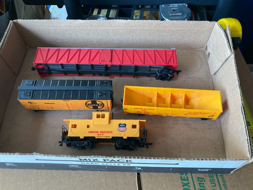 4 Vintage HO Train Cars | eBay
