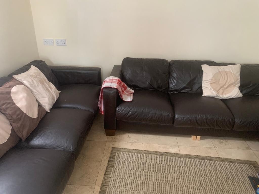 Used Living Room Furniture Sets