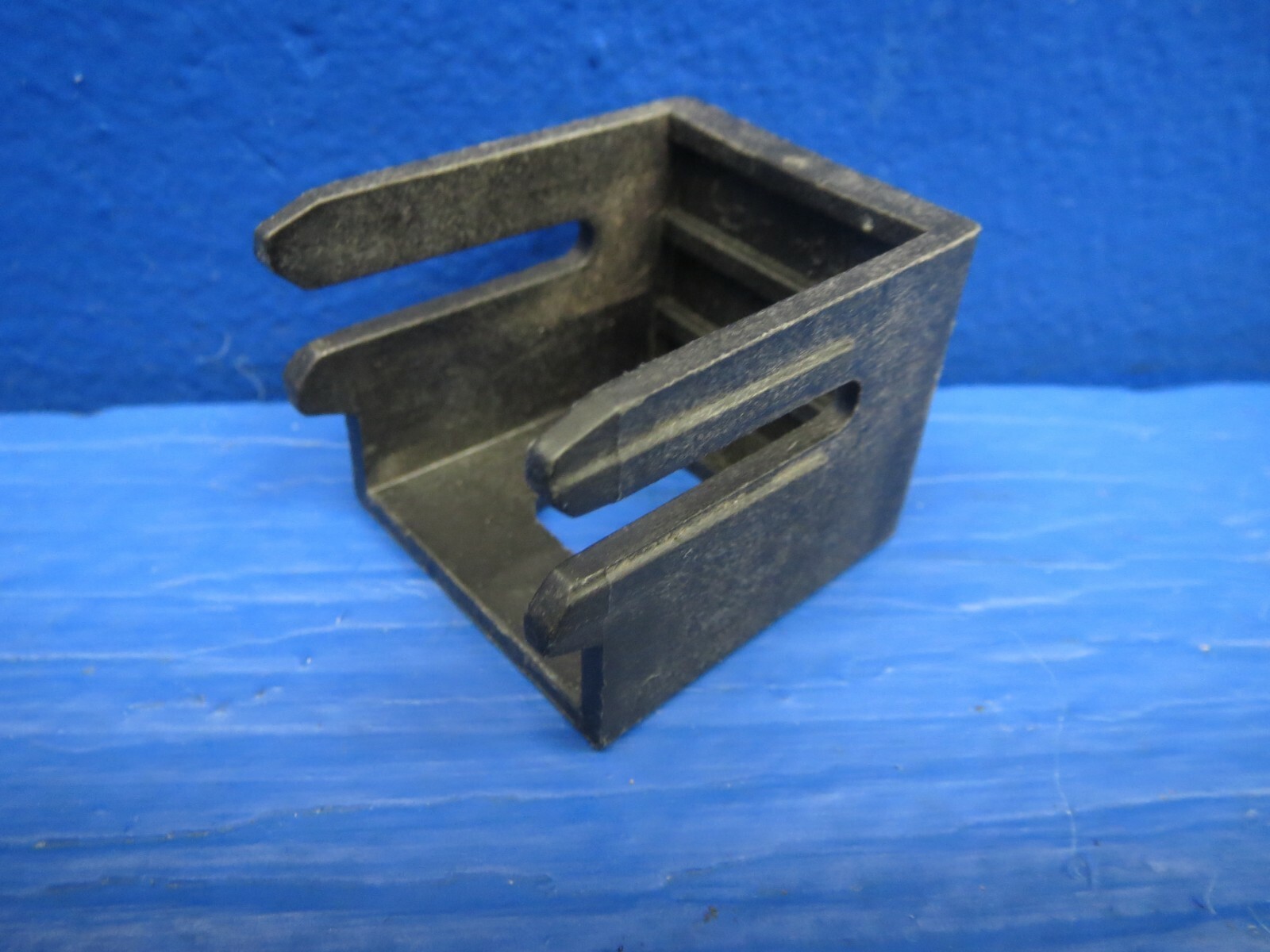 2018 MERCEDES CLA 250 LEFT OR RIGHT Radiator Support Tie Bar Bracket ...