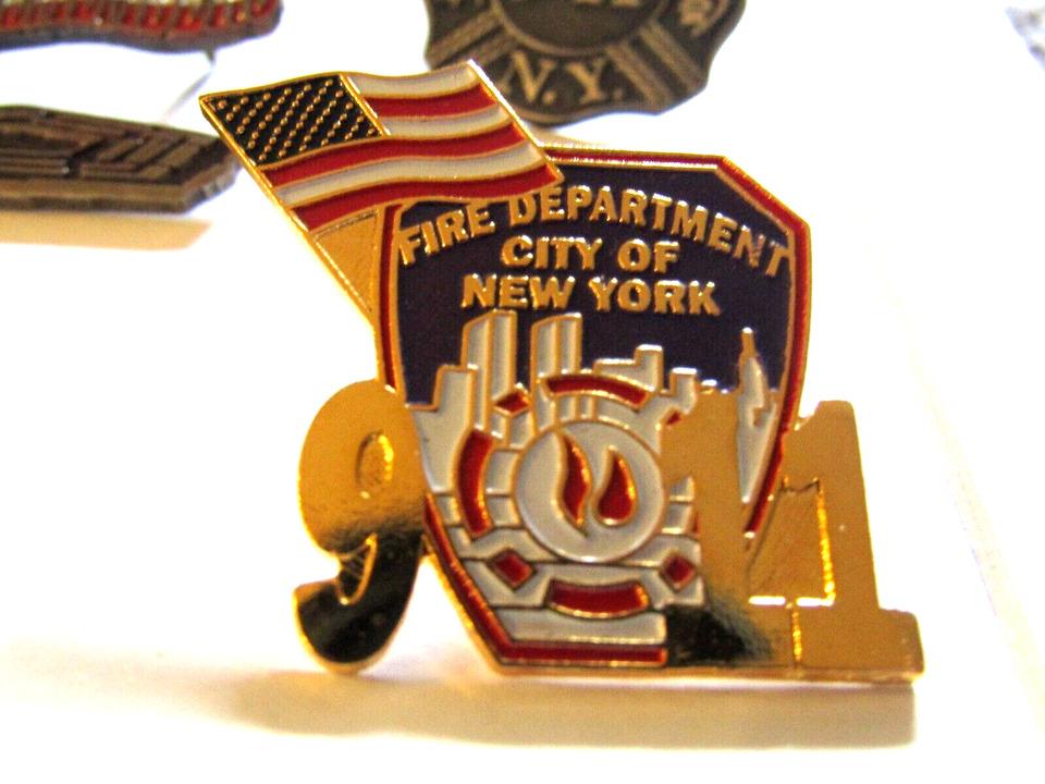 8 Lapel Pins Patriotic / Firefighter TWIN TOWERS WTC FDNY / Peace ...