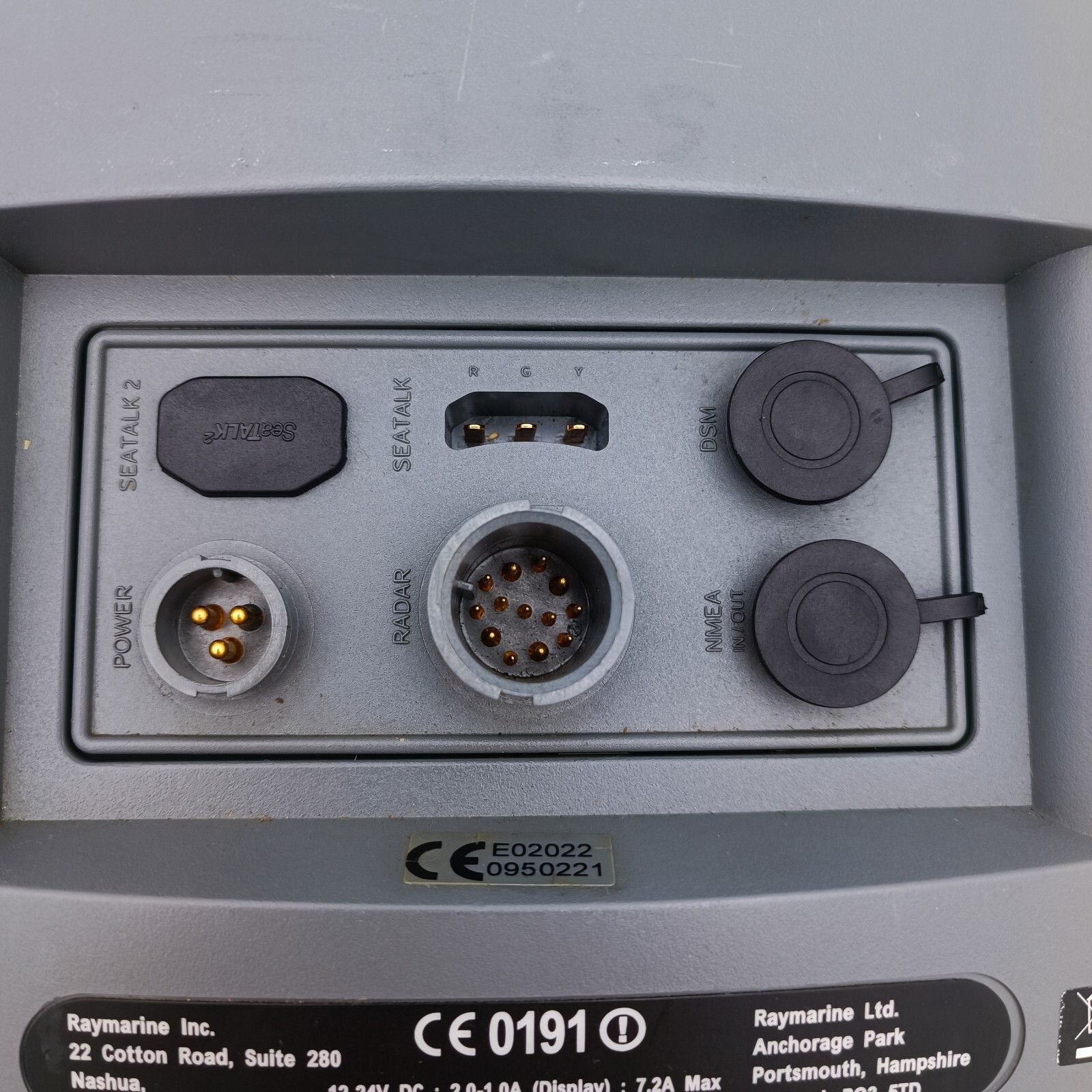 Raymarine C120 GPS Chartplotter E02022 Radar Multi-Function Legacy ...