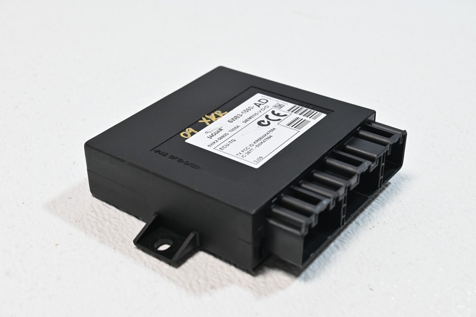 TPMS Tire Pressure Monitoring System Control Unit Module OEM Jaguar XKR ...