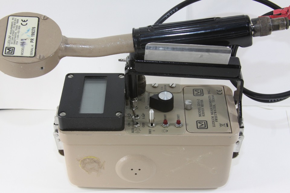 LUDLUM MODEL 2241-1 SURVEY METER with 44-9 PROBE tested working . | eBay