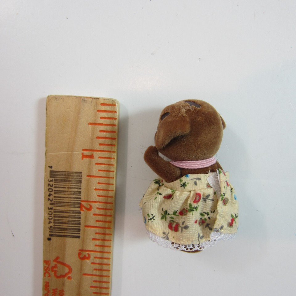 Sylvanian Families Chocolate Labrador Family Epoch Calico Critters | eBay