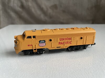 Bachmann N Scale EMD F9 Diesel Locomotive Union Pacific #514 | eBay