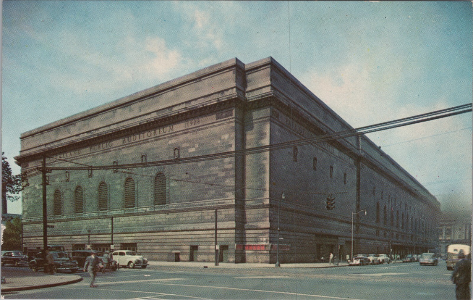 c1950s Postcard OH Ohio Cleveland Public Auditorium Cars UNP 5094.4 MR ...