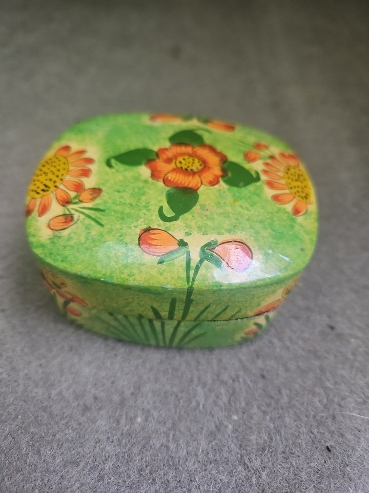 Vintage India Hand Painted Floral Lacquered Paper Mache Lidded Trinket ...