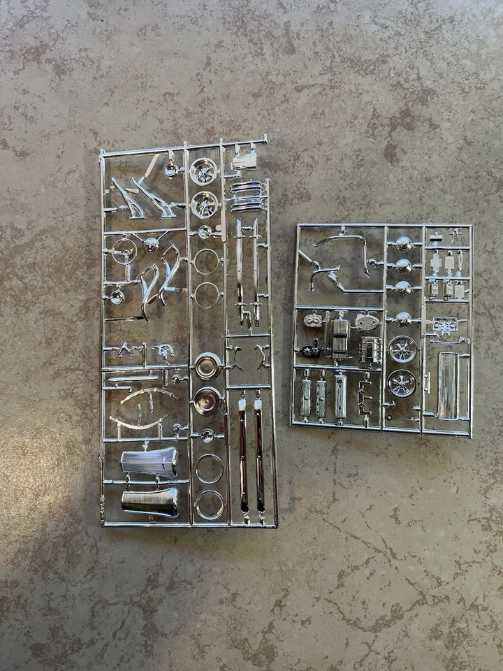 AMT 37 Chevy Coupe Customizing Kit 1/25 Model Kit T288 200 *Open Box | eBay