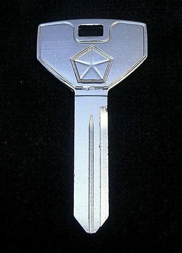 Y154 1990-1992 MOPAR KEY BLANK Chrysler Plymouth Dodge JEEP PENTASTAR ...