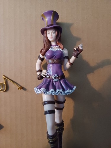 League of Legends Arcane Caitlyn The Sheriff of Piltover Statue Figure ...