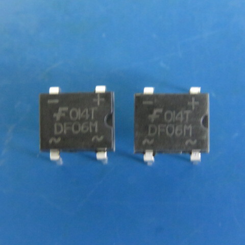 FAIRCHILD DF06M Qty of 450 per Lot 1.5 A 600 V SILICON BRIDGE RECTIFIER ...