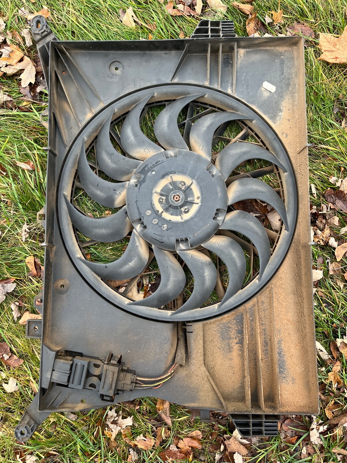 Genuine Volvo S60R v70R radiator electric cooling fan assembly TESTED ...