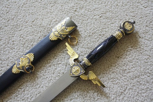 S1104 GOLD BLACK HOLY ANGELIC MEDIEVAL RUSSIAN DAGGER SWORD W/ ROUND ...