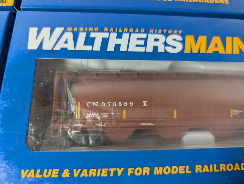 HO Scale Walthers Mainline Cylindrical Hopper 4X Grain Car CN Canadian ...