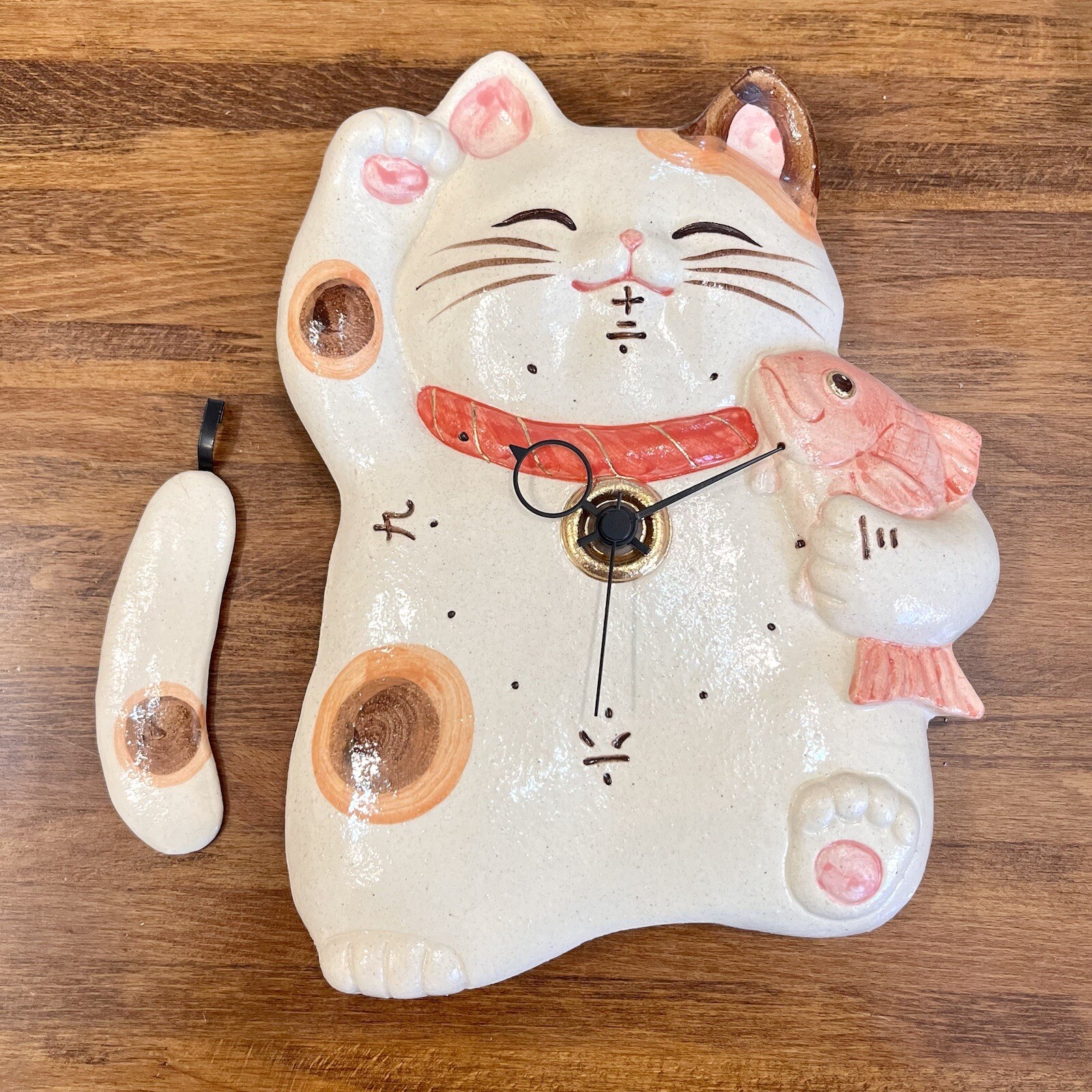Japanese Lucky cat Manekineko Wall Pendulum Clock w/TAI Pottery SETO ...