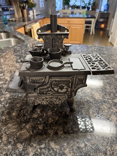 Vintage Miniature Cast Iron Shovel, Stove Pan, Skillet, and Coal ...