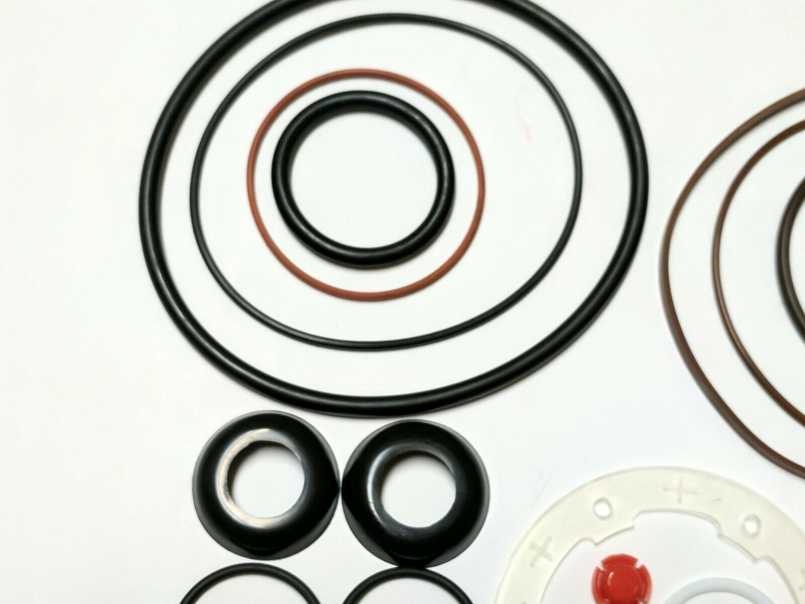 Roosa Master / Stanadyne Seal Kit 33814 / 24373 for DB2 Diesel ...