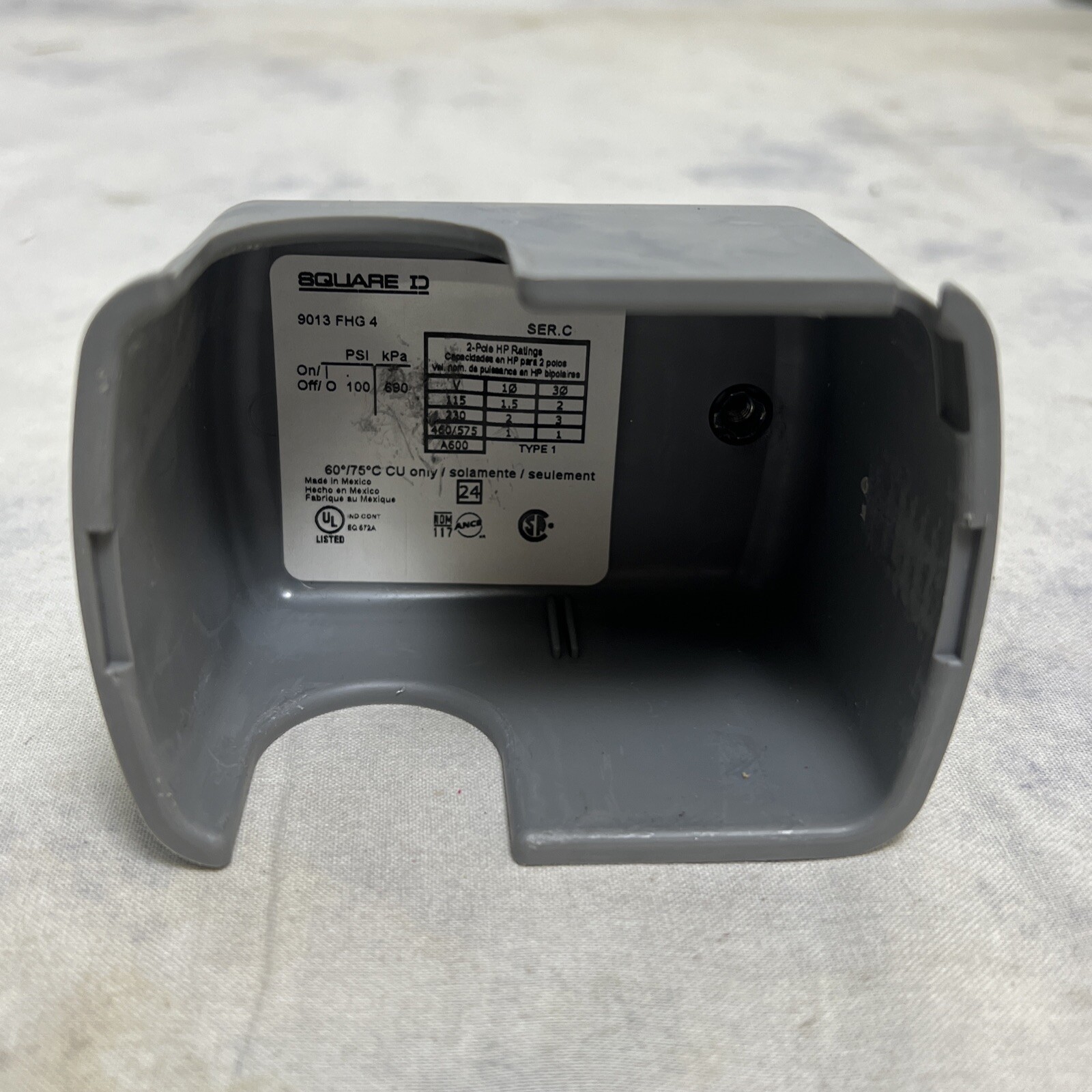 Square D Pumptrol Type FHG 4 Class 9013 100PSI / 690 kPa Pressure ...