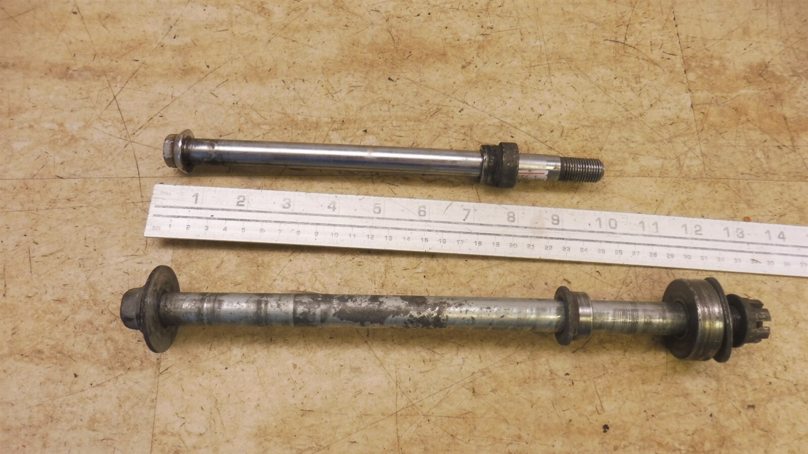 1993 Yamaha FZ600 FZ 600 Y156-1) front rear axle bolts set | eBay