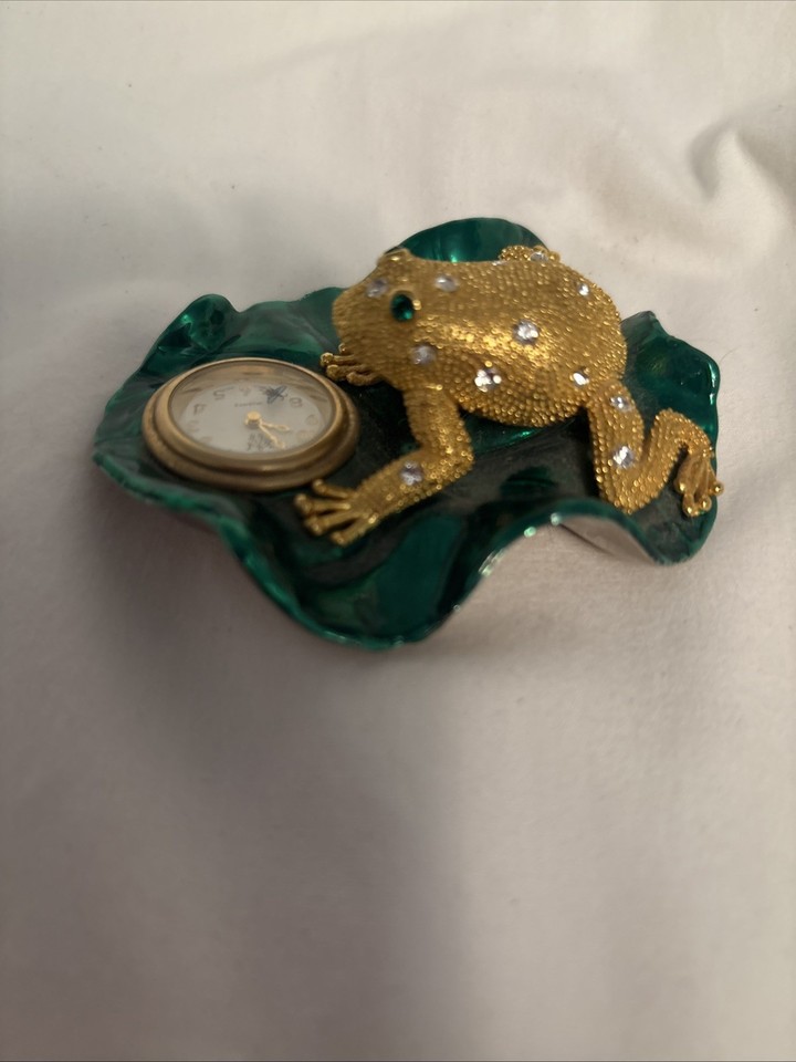 Mini Elgin Gold Frog On Green Lily Pad Desk Clock Bee Second Hand WORKS ...
