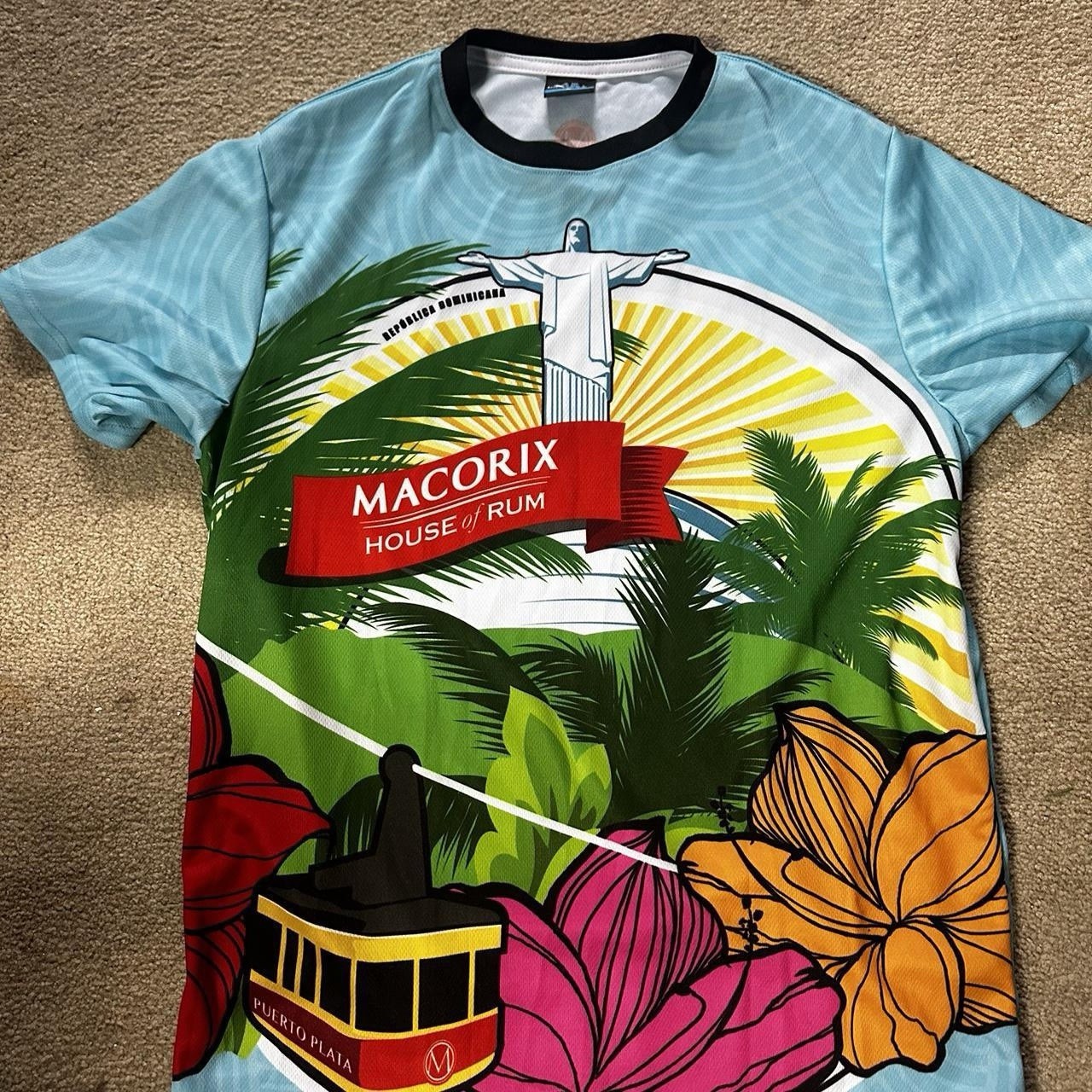 Macorix House of Rum Graphic T-Shirt Tropical Print Medium Christ the ...