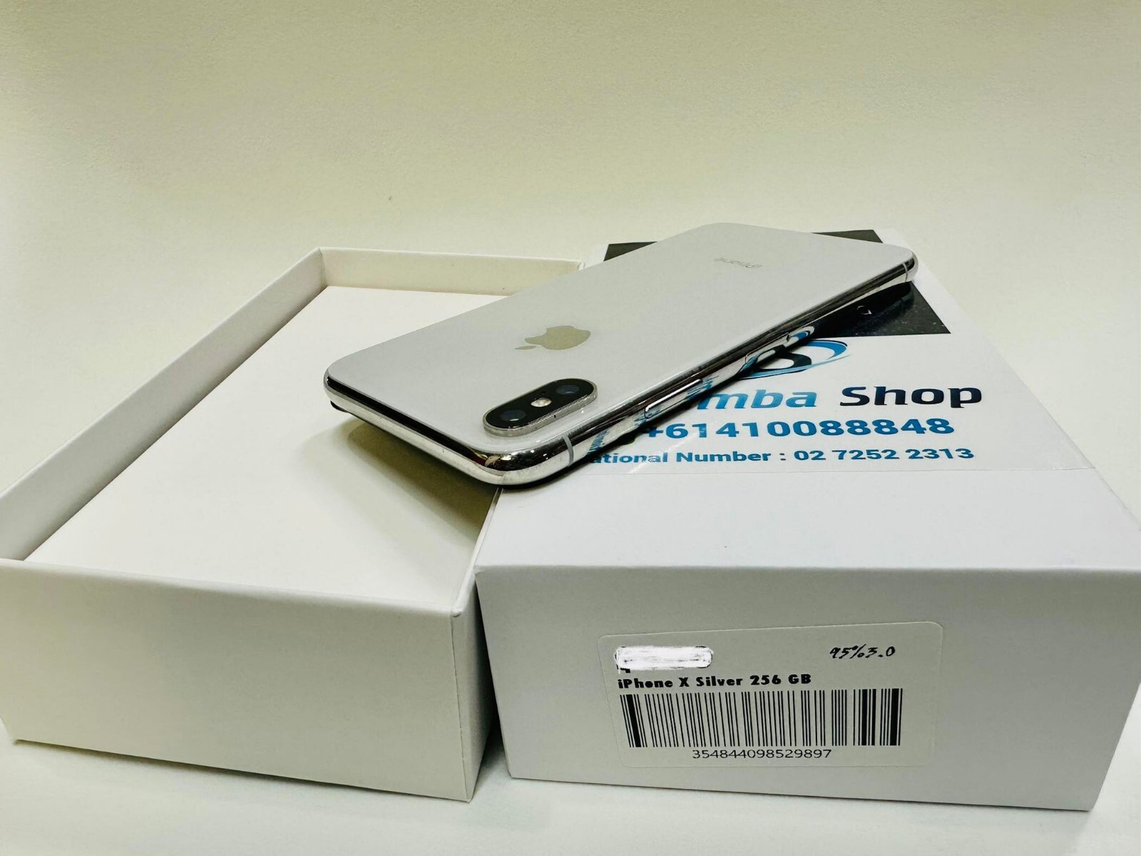 Apple iPhone X - 256GB - Silver (Unlocked) A1865 (CDMA + GSM) (AU Stock ...