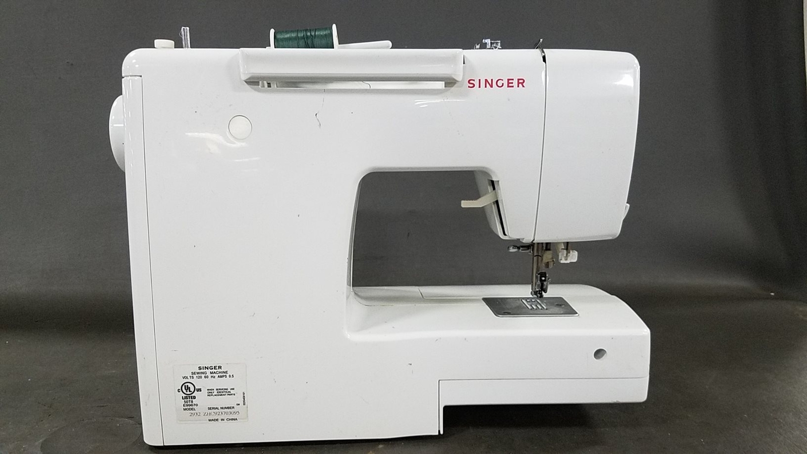 Singer 2932 White Portable Household Quilting Sewing Machine With ...