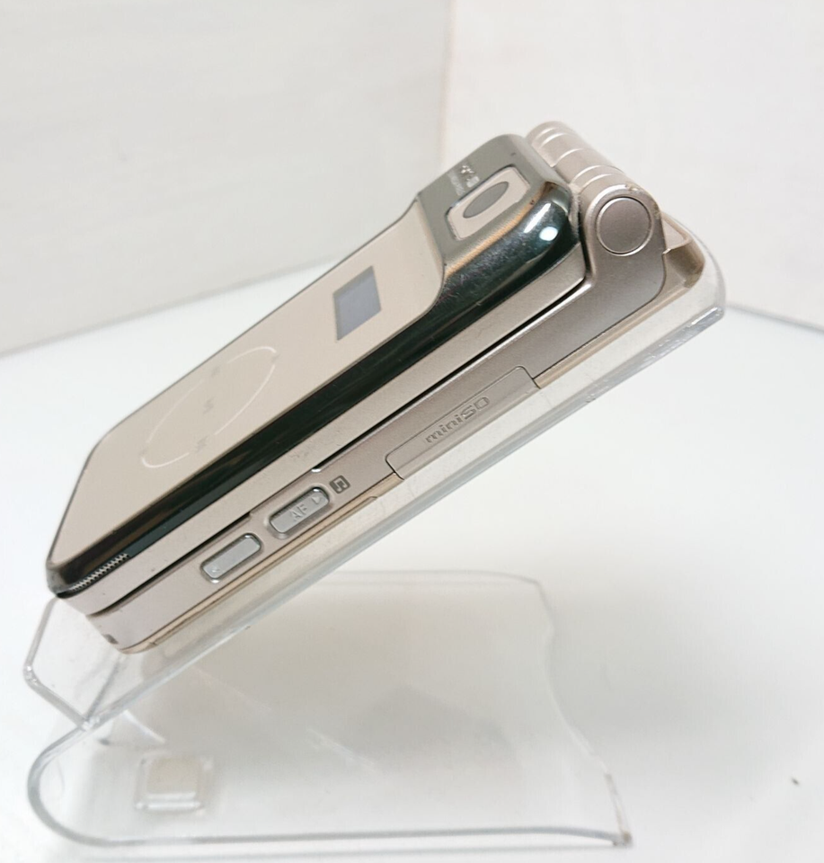 docomo F902iS gold FOMA Japanese Flip Phone Keitai Cell phone jp | eBay UK
