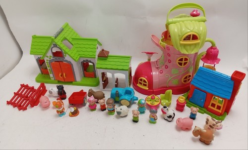Early Learning Centre HappyLand Farm Toy Set with Figures and Buildings ...