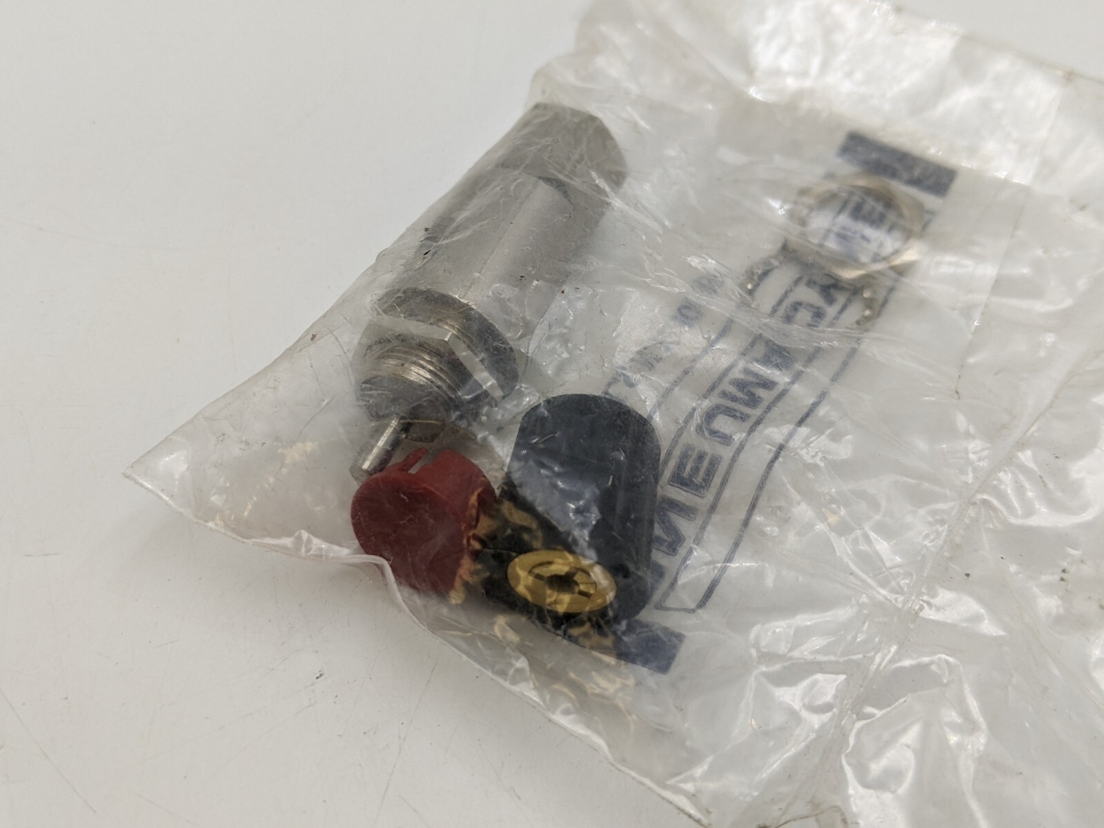 Pneumadyne PFC0-2 Air Flow Control Valve 10-32 (F) Input Port PFC02 ...