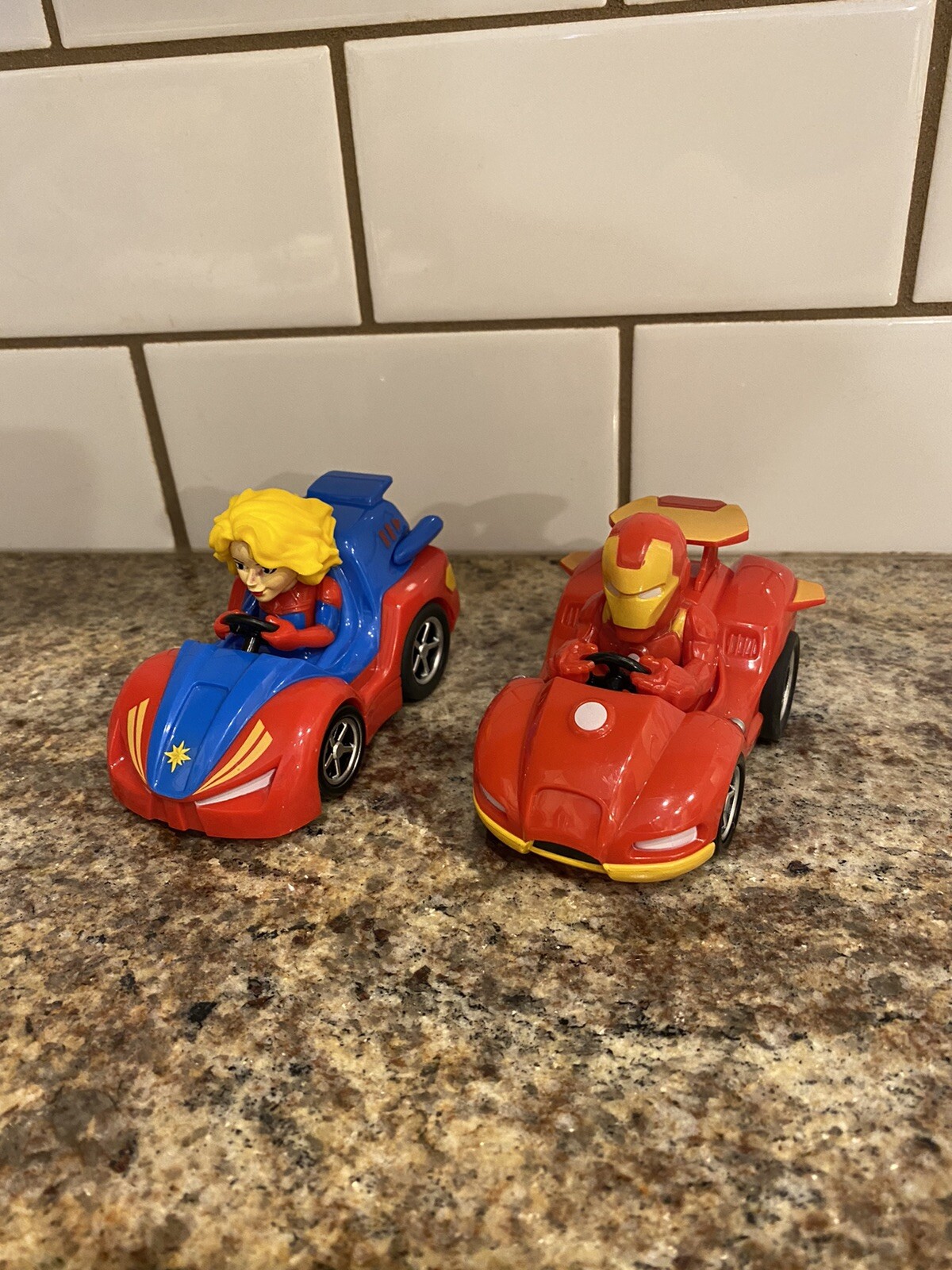 2019 JAM’N PRODUCTS CAPTAIN MARVEL AND IRON MAN PULL BACK ACTION CARS ...