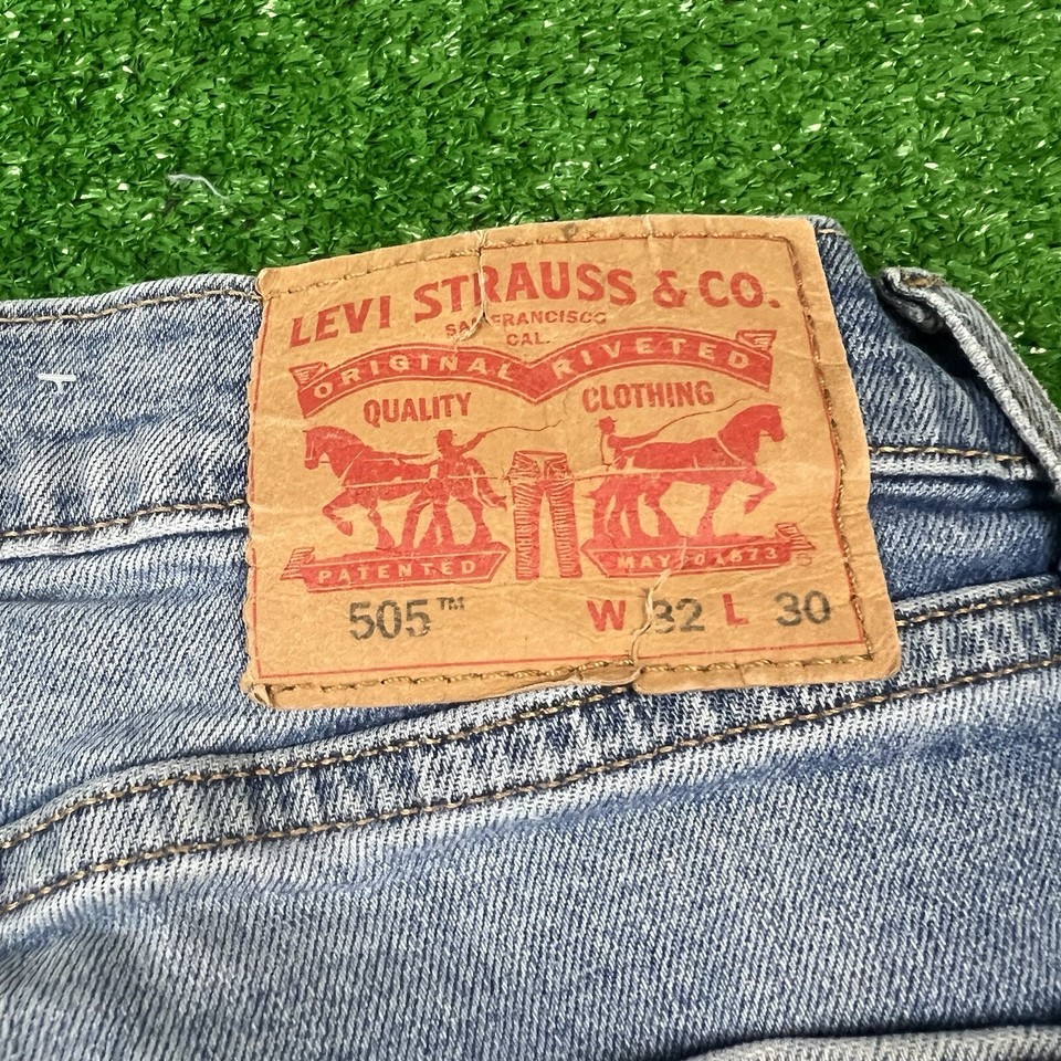Levis Jeans Mens Size 32x30 Blue 505 Regular Fit Light Wash Denim ...