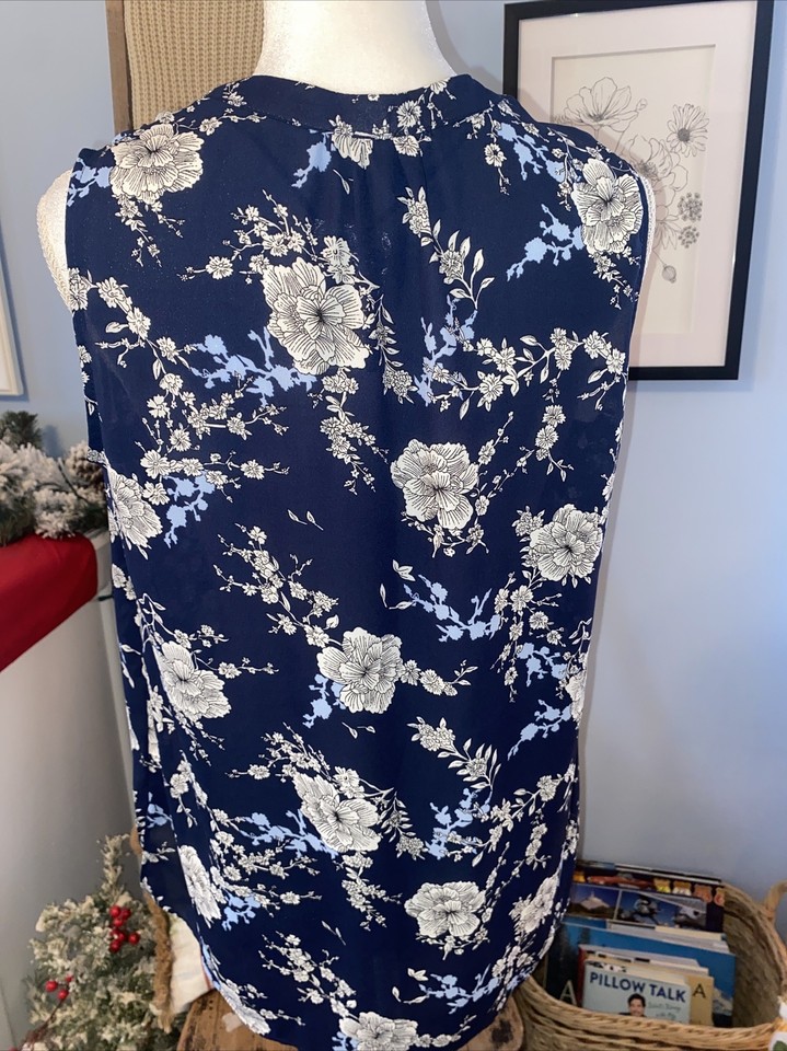 Primark Tank Top Shirt Sleeveless Blouse V Neck Blue Floral US Size 10 ...