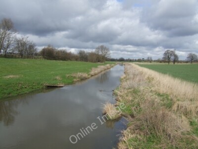 Photo 6x4 River Penk downstream at Acton Trussell When the M6 motorway ...