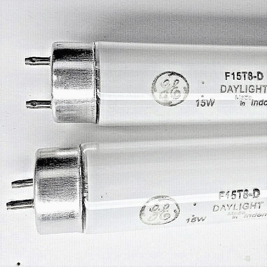 2x GE F15T8/D 15W T8 6500K 18" Fluorescent Linear Light Bulb Sylvania ...