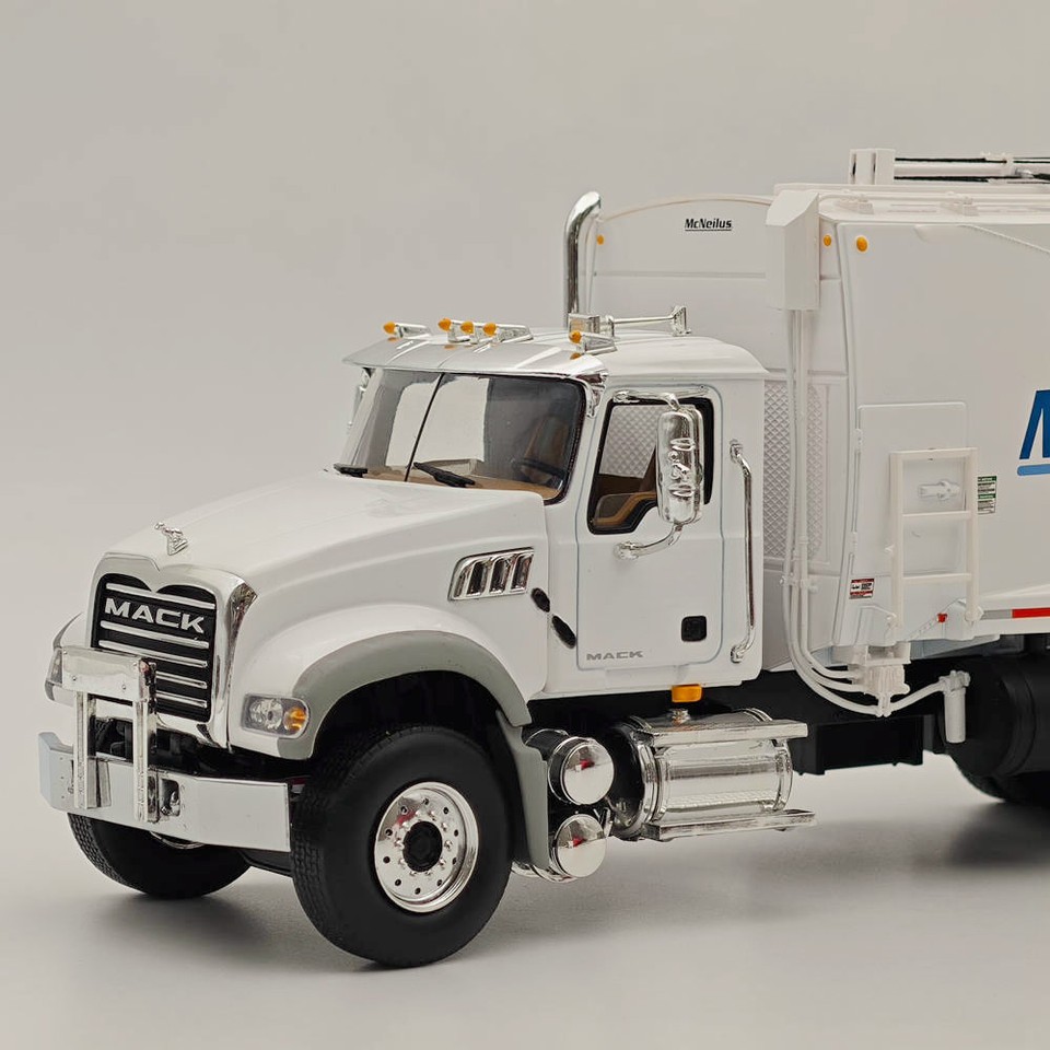 FIRST GEAR 1/34 Granite W/McNeilus Rear Load Refuse Body with Trash ...