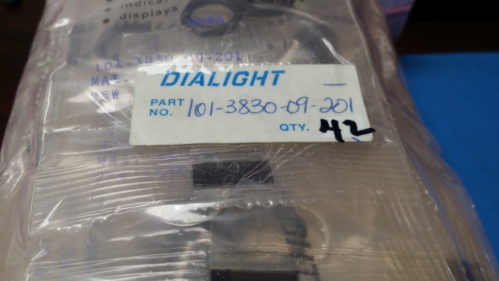 (1 PC) 101-3830-09-201 DIALIGHT T-1 3/4 Midget Flange Base Lamps | eBay