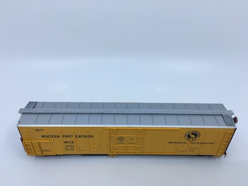 HO Red Caboose Great Northern GN 57’ Mechanical Reefer Boxcar WFCX #8632 | eBay