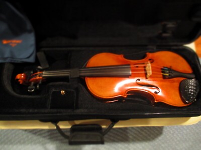 Violin Italian 4/4 labeled, Giovanni Leoni Filius with new protec case ...