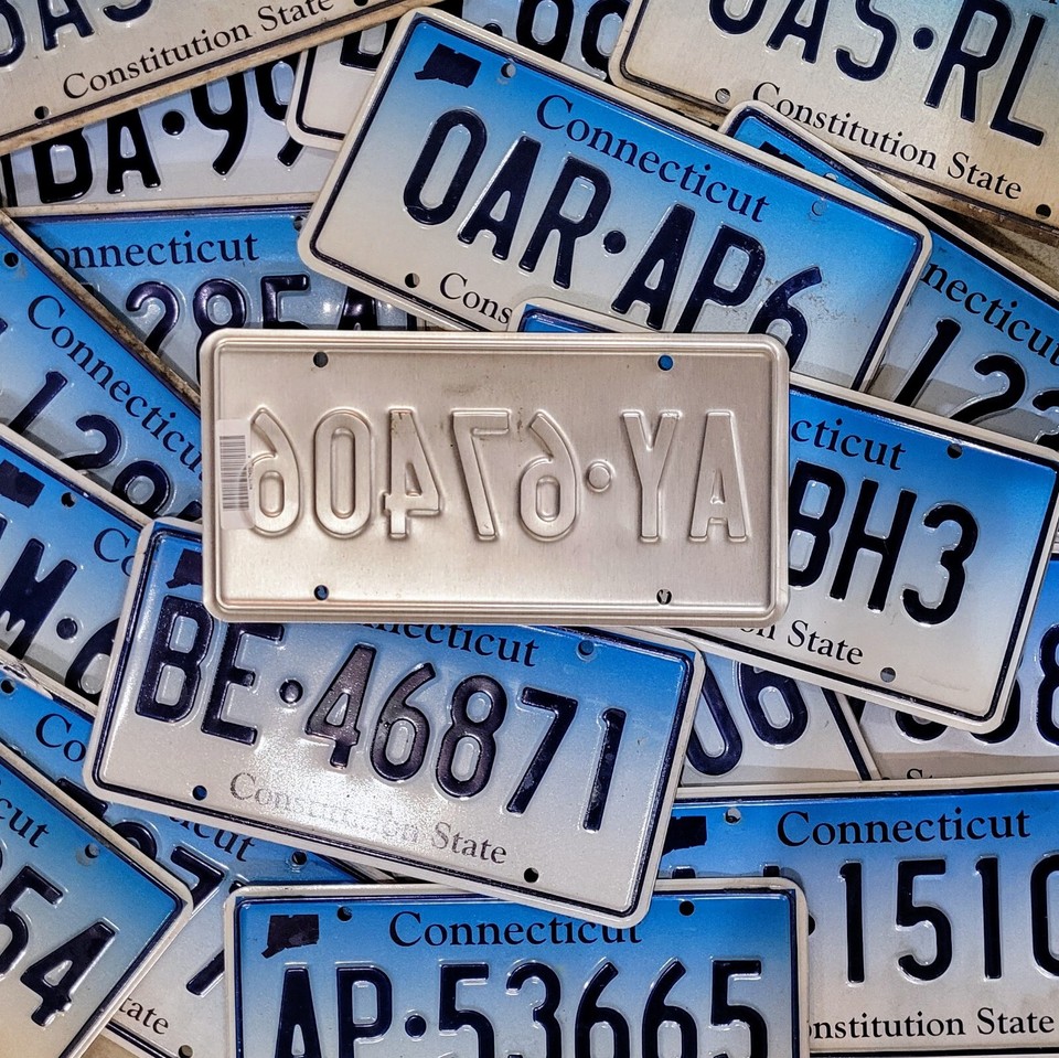 CONNECTICUT LICENSE PLATE 🔥FREE📬🔥 1 w/RANDOM LETTERS & #'S ~READ ...