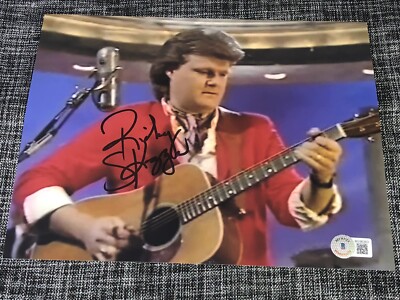 RICKY SKAGGS SIGNED AUTOGRAPH 8X10 PHOTO COUNTRY MUSIC CLASSIC BECKETT ...