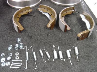 REAR BRAKE SHOES BRAKE SHOE FITTING KIT VW CAMPER TRANSPORTER T3 T25 ...