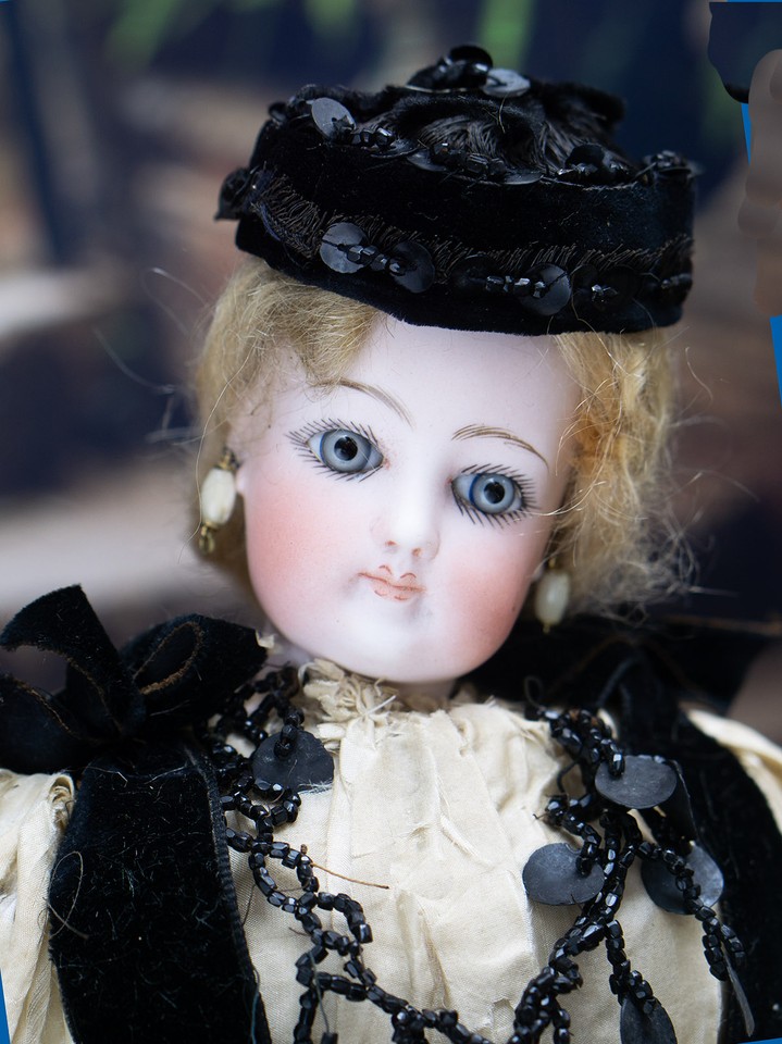 17" ANTIQUE FRENCH FG FASHION DOLL WITH GESLAND BODY AND BISQUE HANDS ...