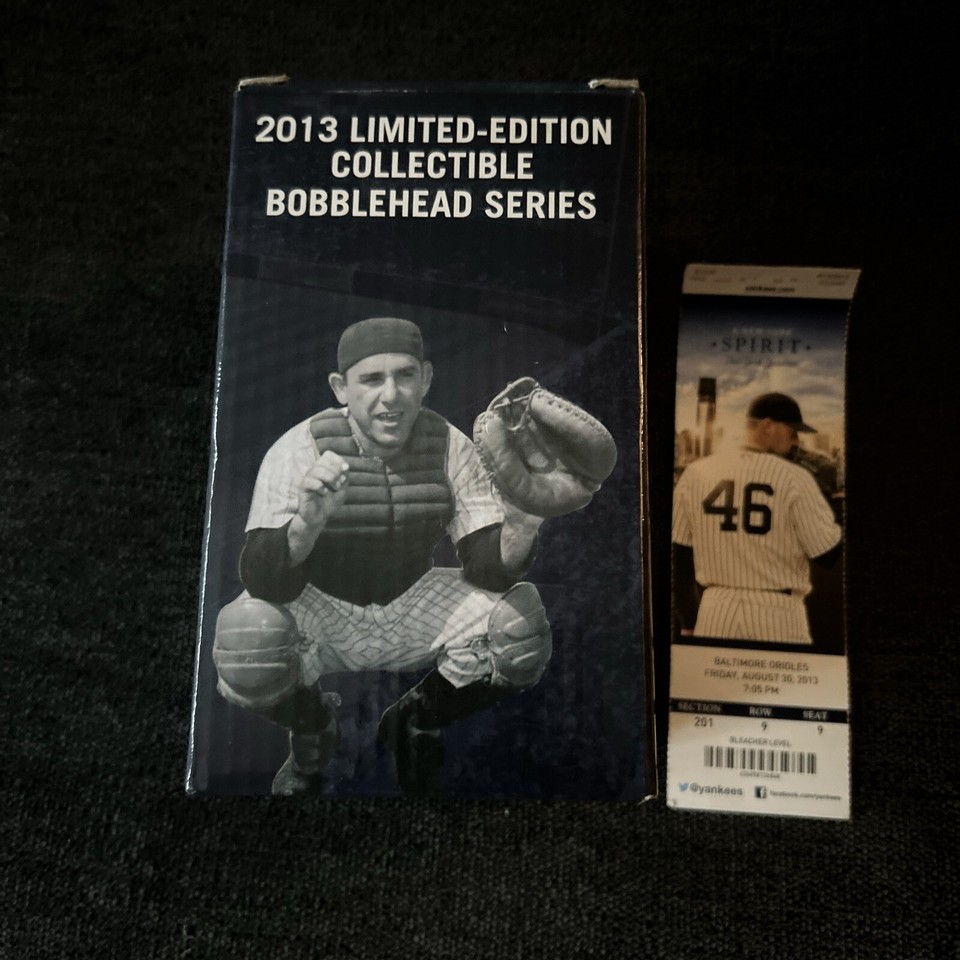 FOCO YOGI BERRA Bobblehead World Series Rings Limited ed RARE W/ Game ...