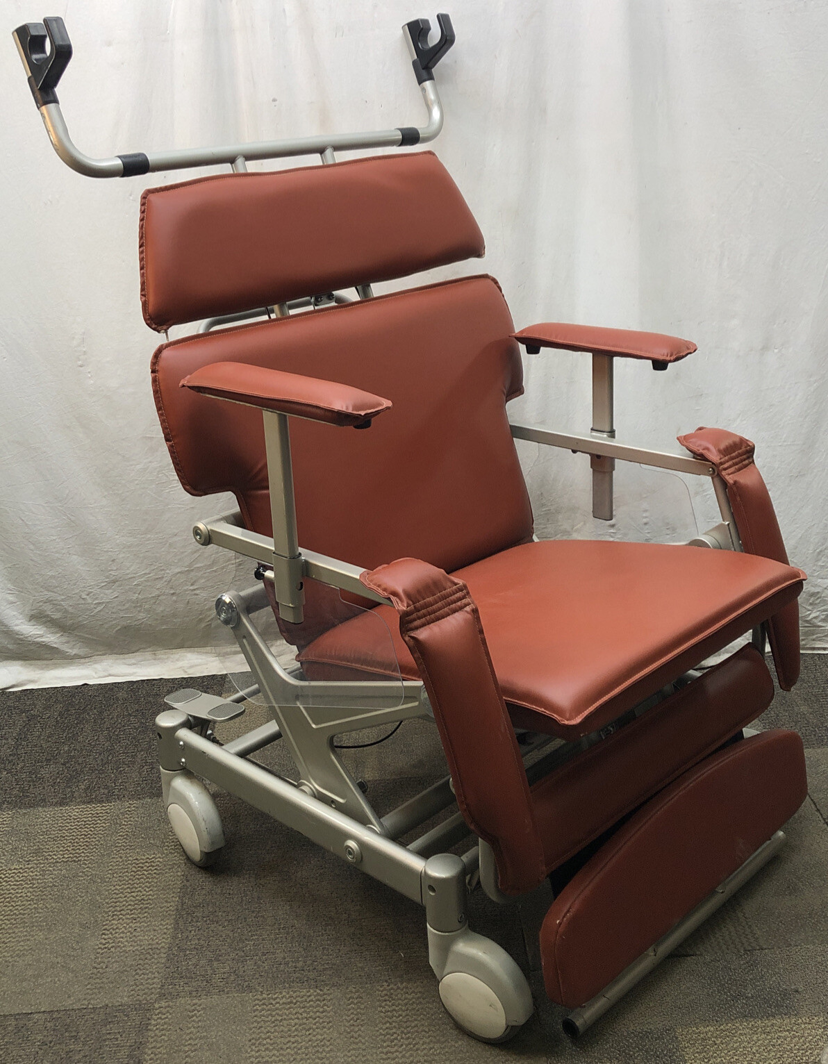 Human Care Barton I-660 Convertible Geri Chair Bed WE SHIP (read ...