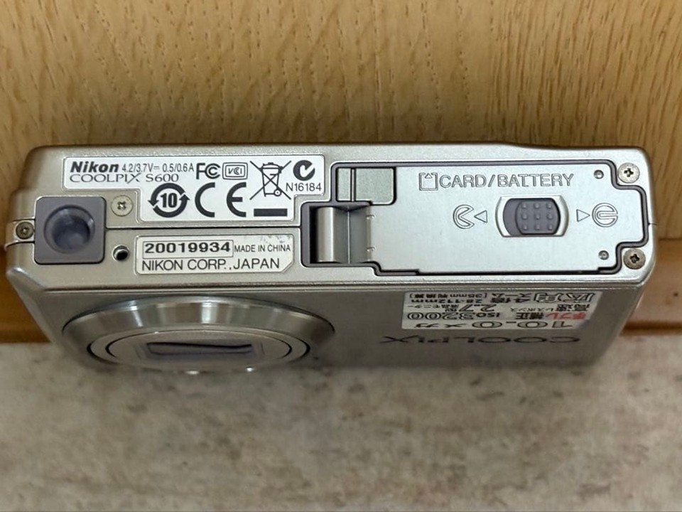 Nikon COOLPIX S600 Digital Camera Body Tested Excellent Condition ...
